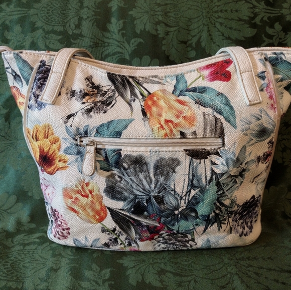 Alfred Dunner | Bags | Alfred Dunner White Floral Faux Snakeskin ...